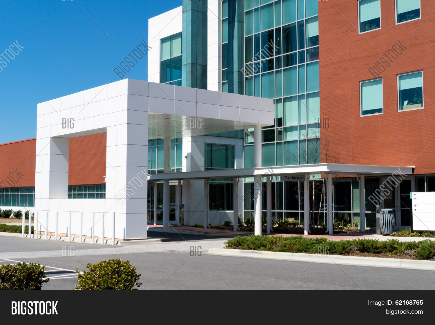 Modern Medical Center Image & Photo (Free Trial) | Bigstock