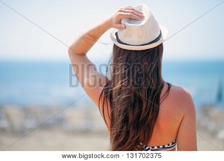 Woman On Beach Looking Image & Photo (Free Trial) | Bigstock
