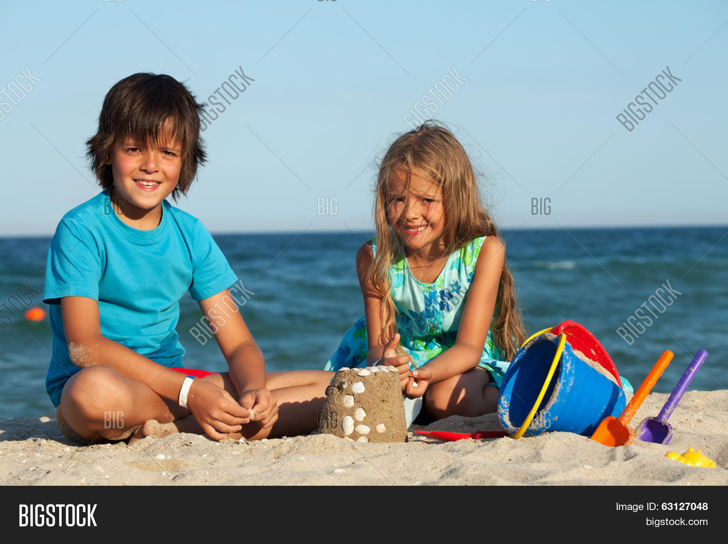 Kids Playing Sand - Image & Photo (Free Trial) | Bigstock