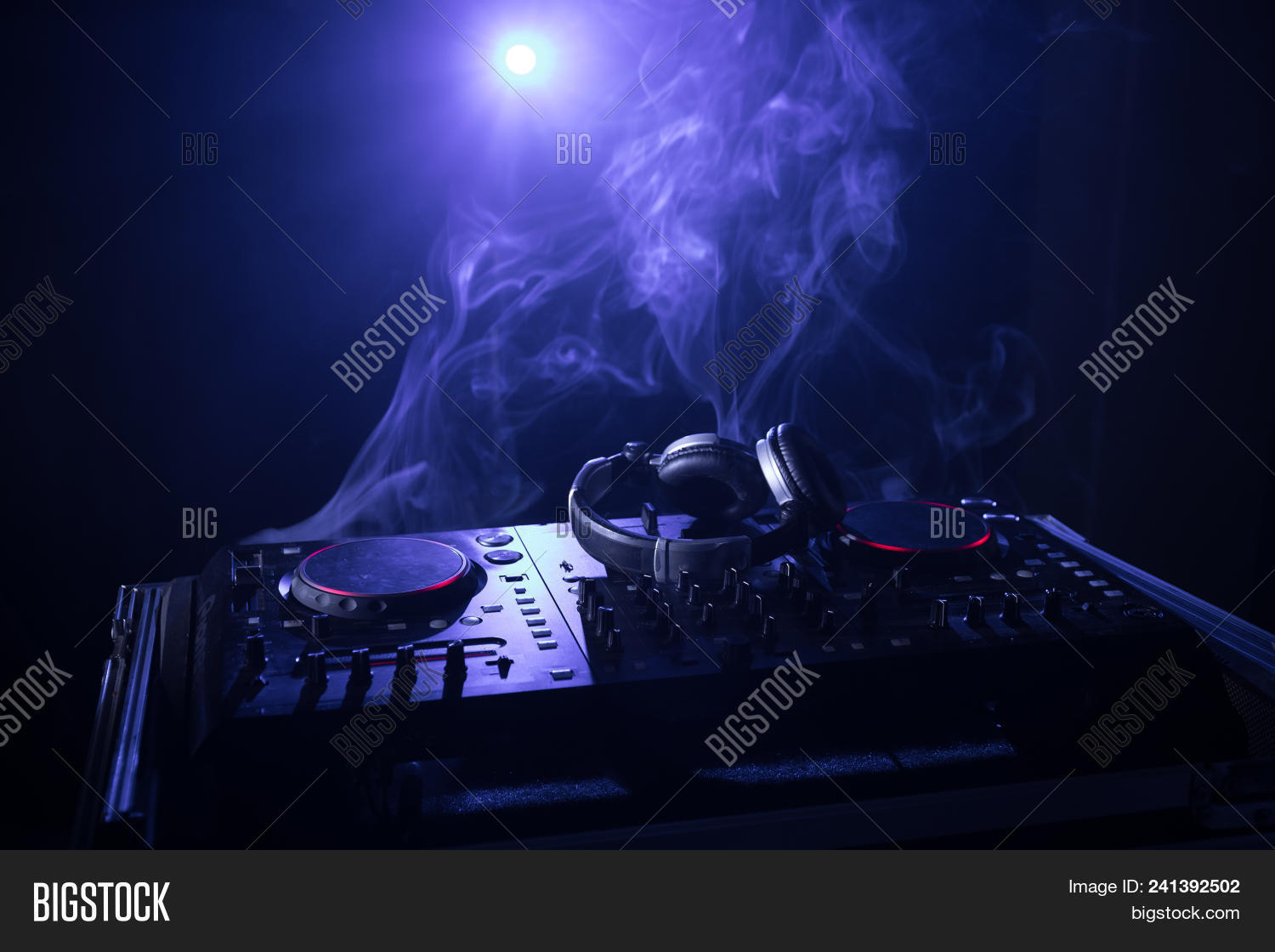 Dj Spinning, Mixing, Image & Photo (Free Trial) | Bigstock