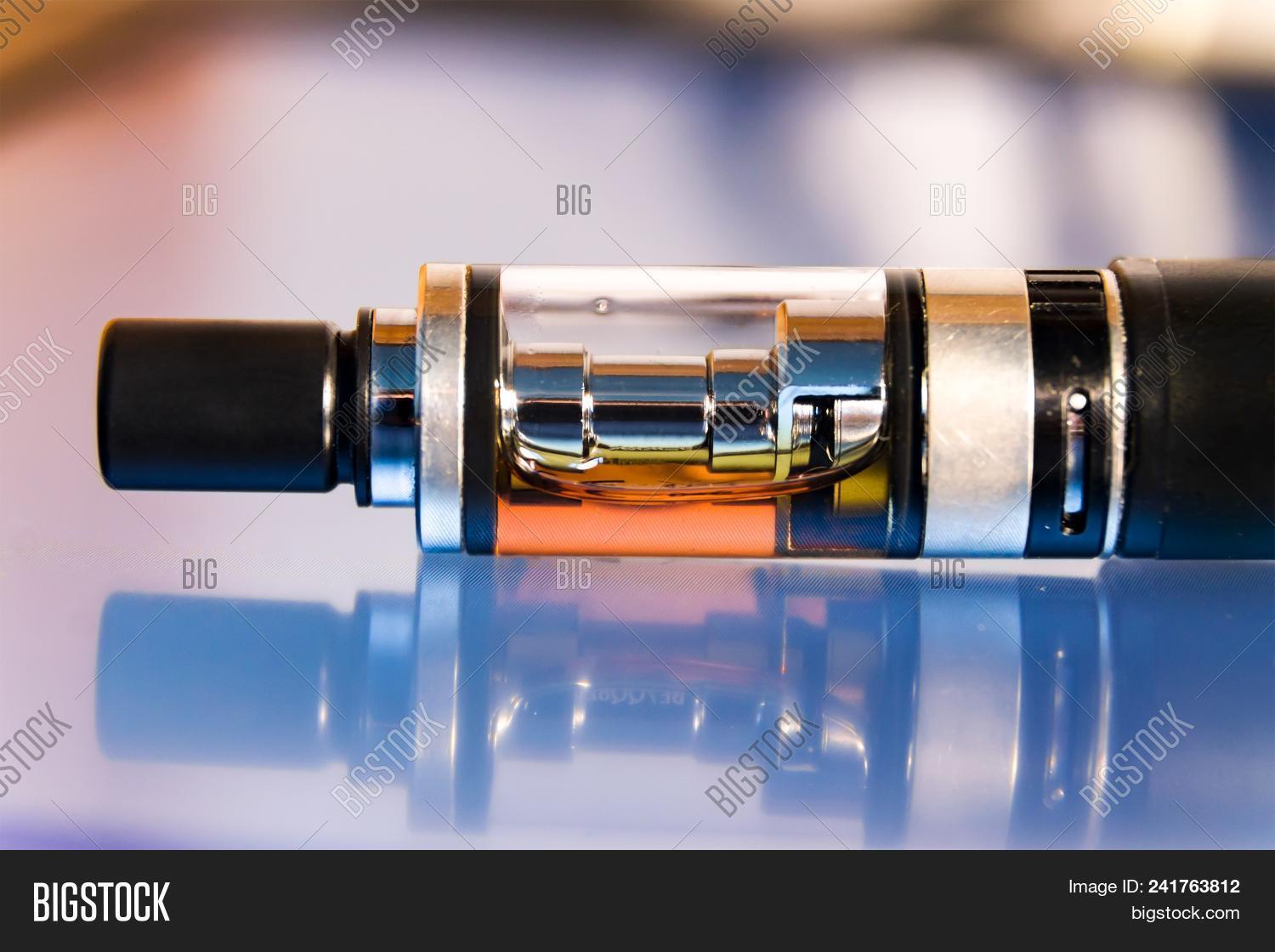 Advanced Vaping Device Image & Photo (Free Trial) | Bigstock