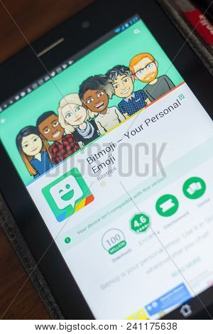 Bitmoji Images, Illustrations & Vectors (Free) - Bigstock