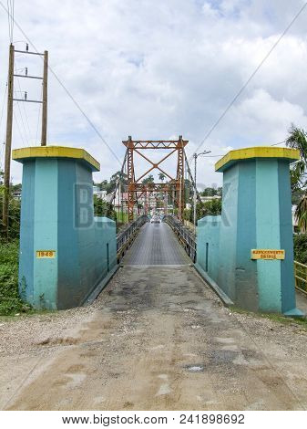 Bridge Town Named San Image & Photo (Free Trial) | Bigstock