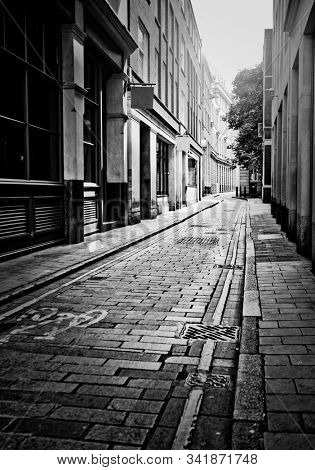 Empty London Side Image & Photo (Free Trial) | Bigstock