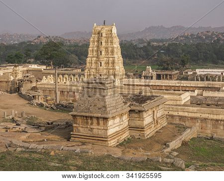 Vijayanagara Ruins Image & Photo (Free Trial) | Bigstock