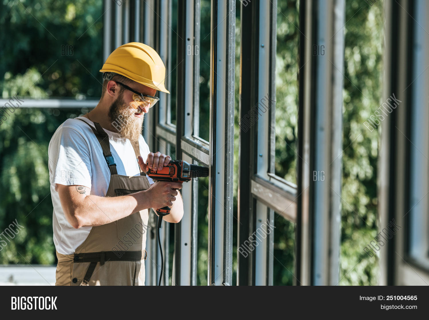 Side View Builder Image & Photo (Free Trial) | Bigstock