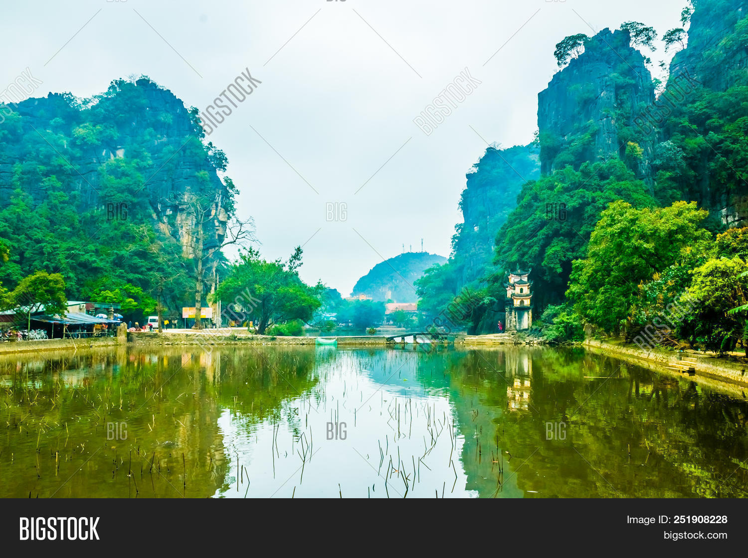 Gate Entrance Old Bich Image & Photo (Free Trial) | Bigstock