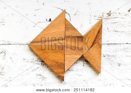 Tangram Puzzle Fish Image & Photo (Free Trial) | Bigstock