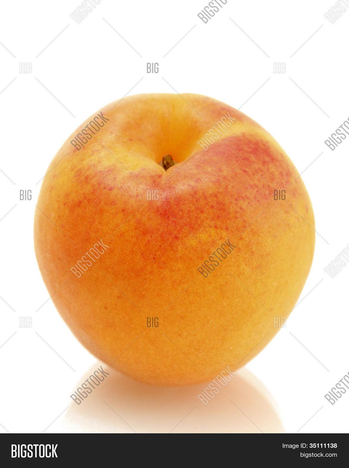 Ripe Sweet Apricot Image & Photo (Free Trial) | Bigstock