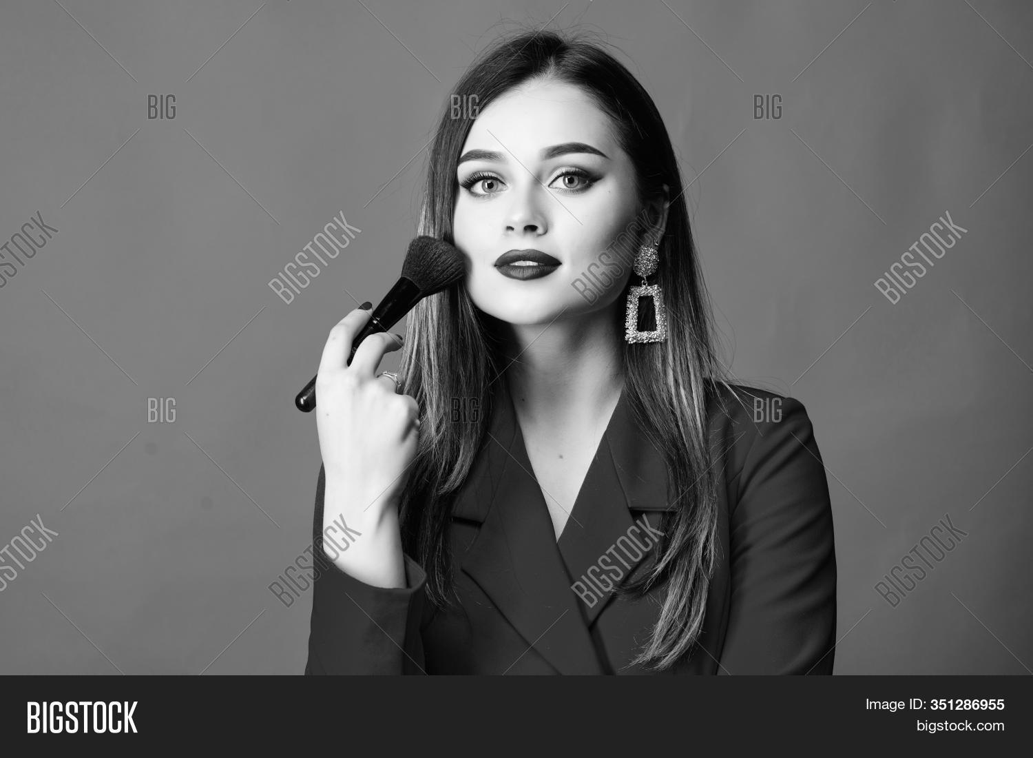 Looking Good Feeling Image & Photo (Free Trial) | Bigstock