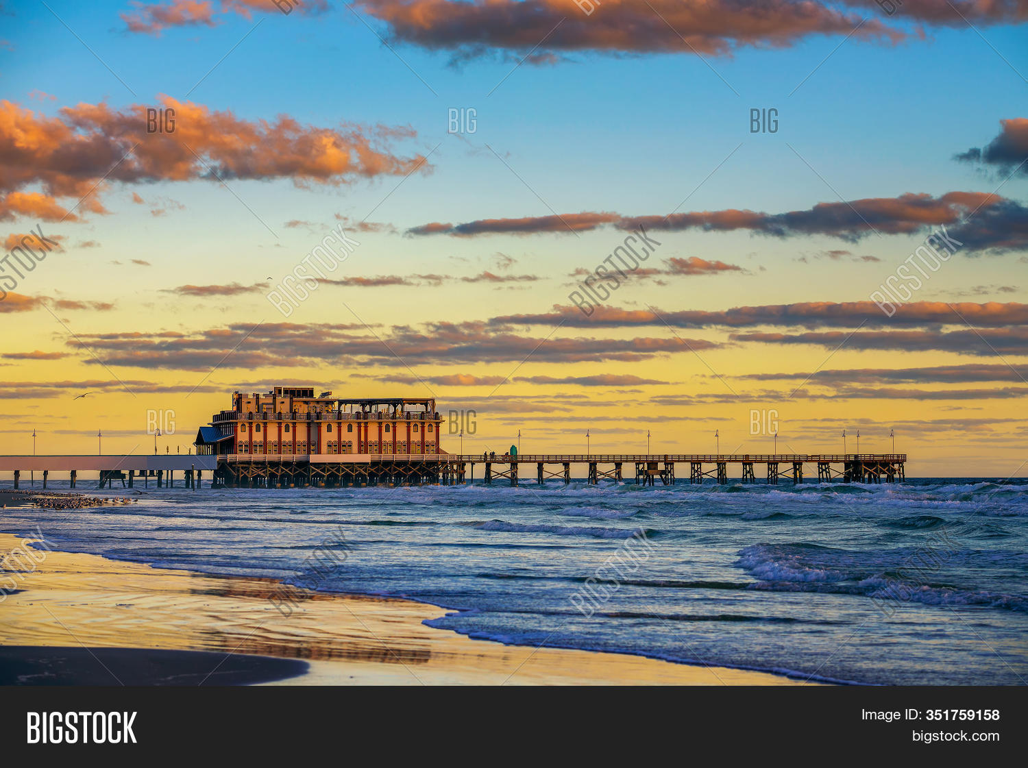 Sunrise Above Daytona Image & Photo (Free Trial) | Bigstock