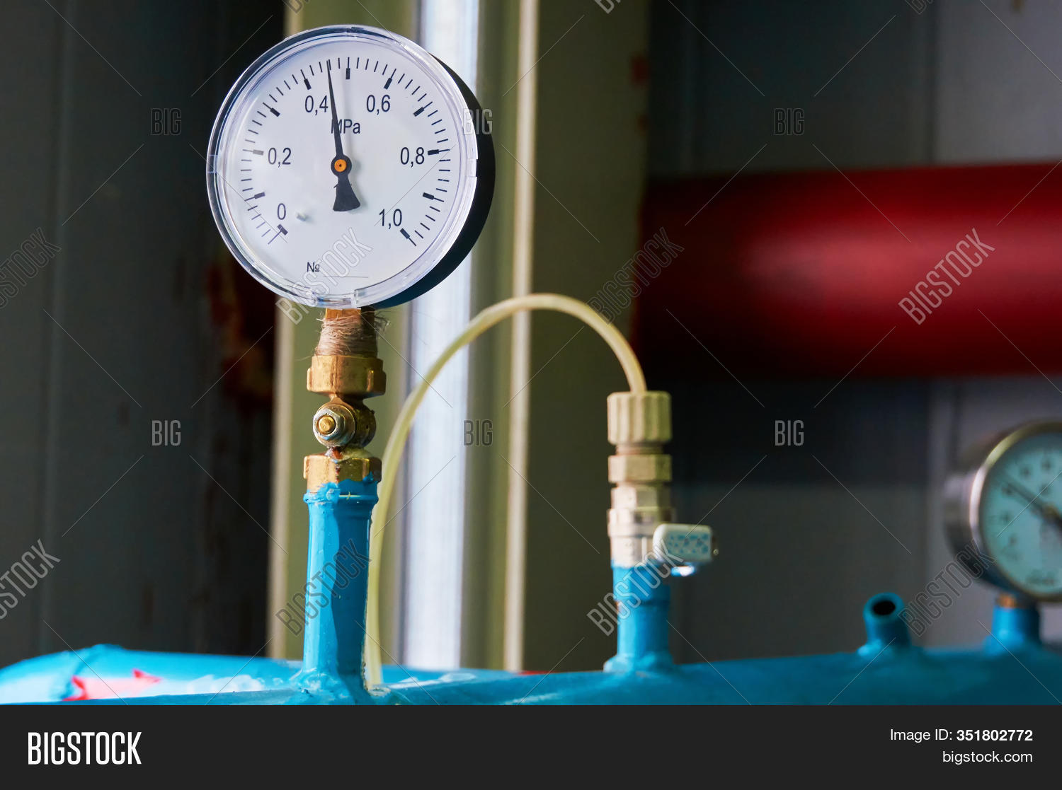 Manometer Showing Image & Photo (Free Trial) | Bigstock