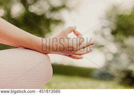 Close-up Of Woman Index Finger And Thumb In Symbol Of Meditation And ...