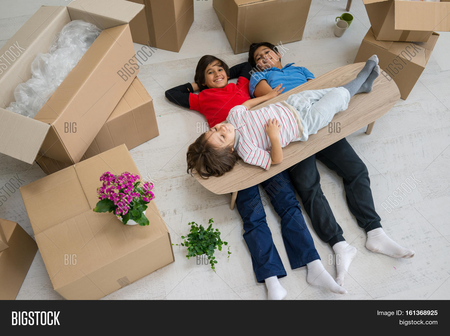 Happy Kids Boxes New Image & Photo (Free Trial) | Bigstock