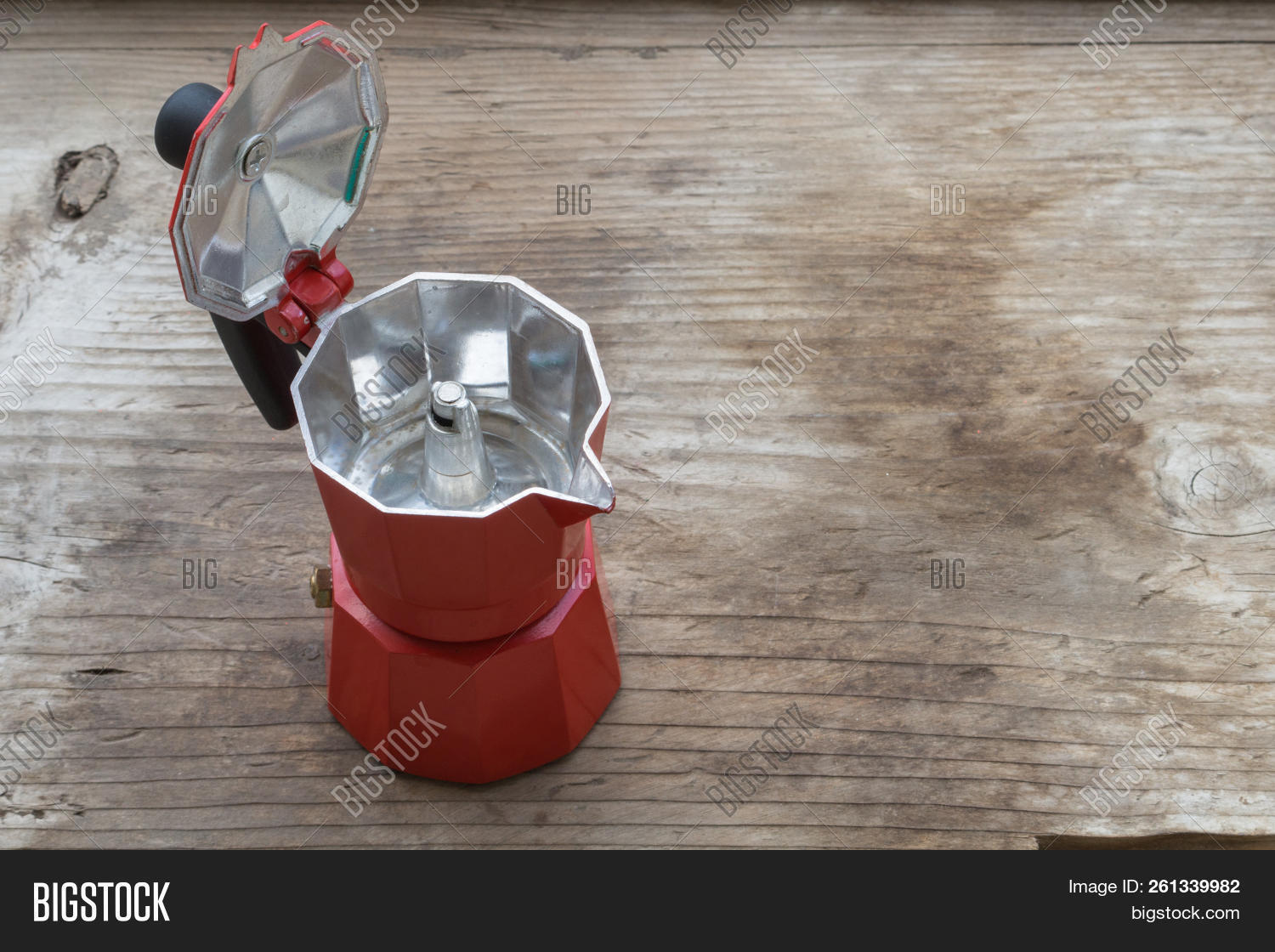 Red Traditional Image & Photo (Free Trial) | Bigstock