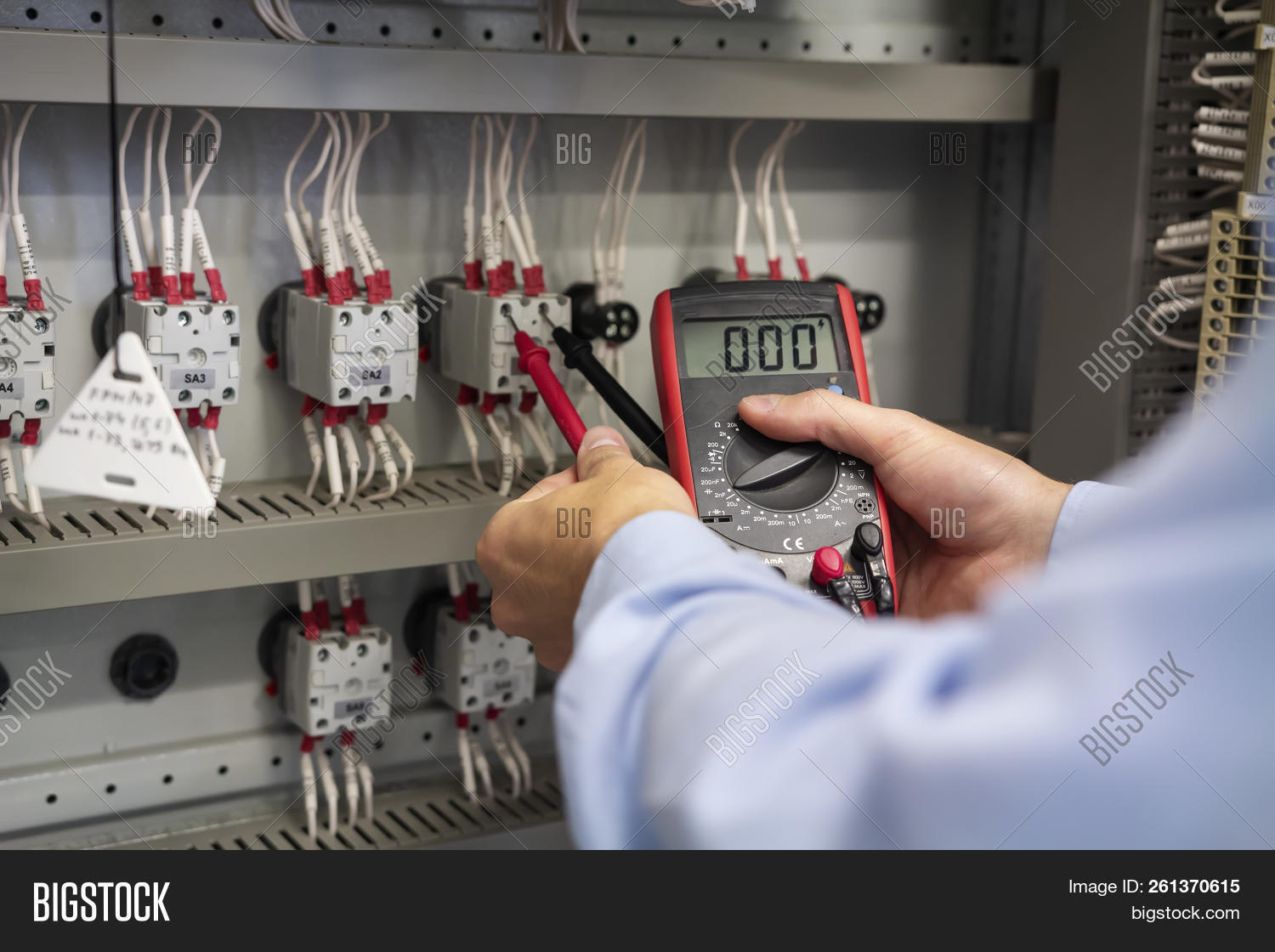 Multimeter Hands Image & Photo (Free Trial) | Bigstock