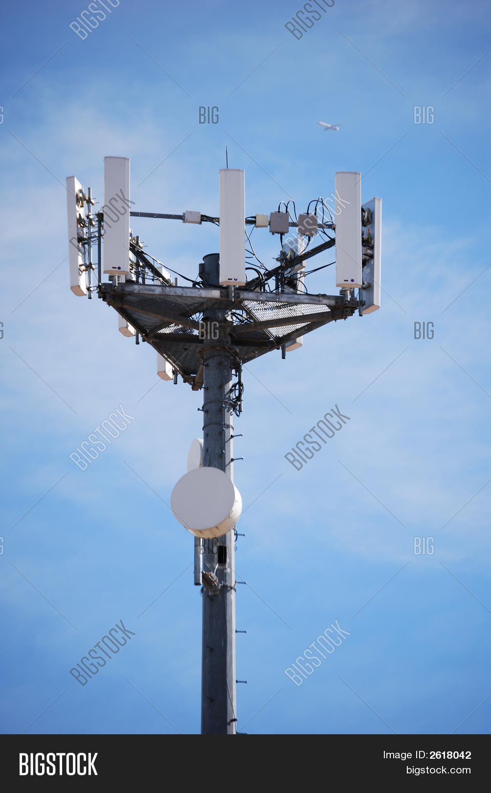 Communications Tower Image & Photo (Free Trial) | Bigstock