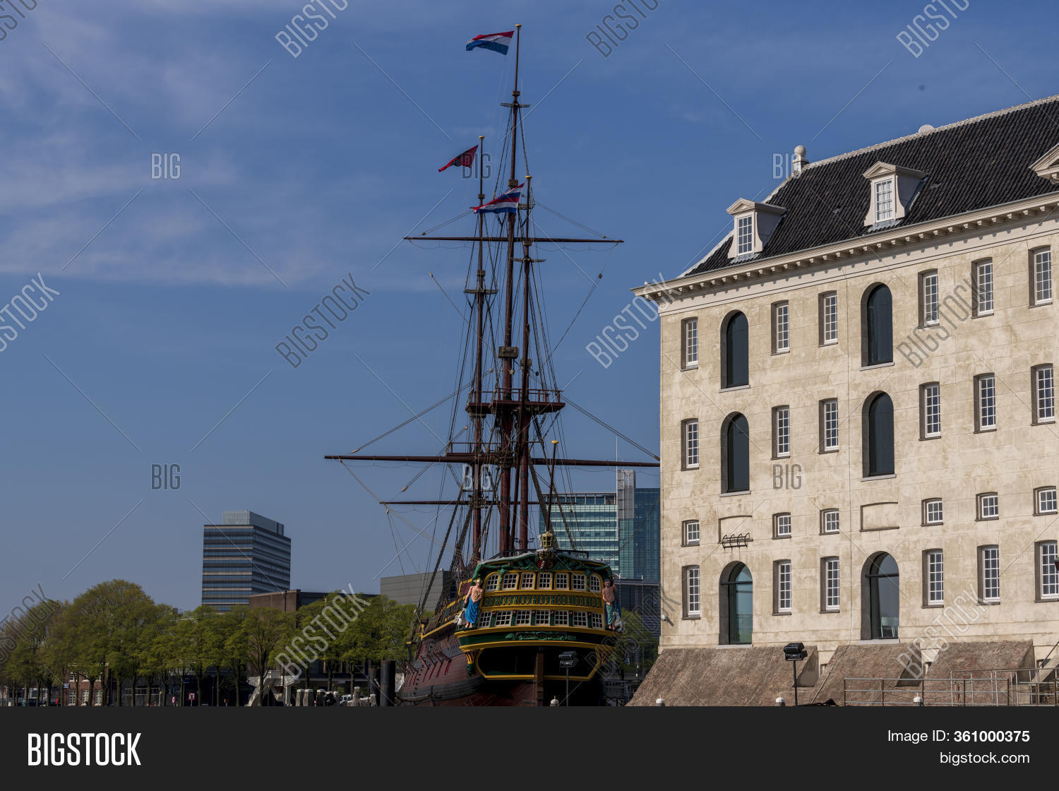 Backside Voc Ship Image & Photo (Free Trial) | Bigstock