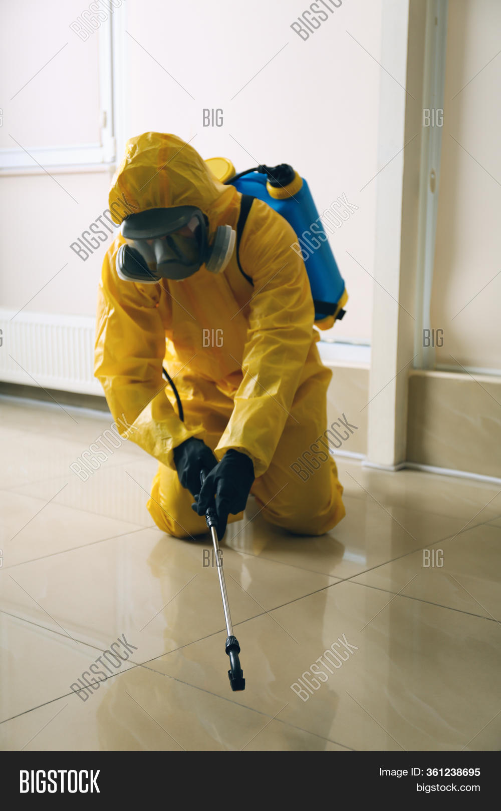 Pest Control Worker Image & Photo (Free Trial) | Bigstock