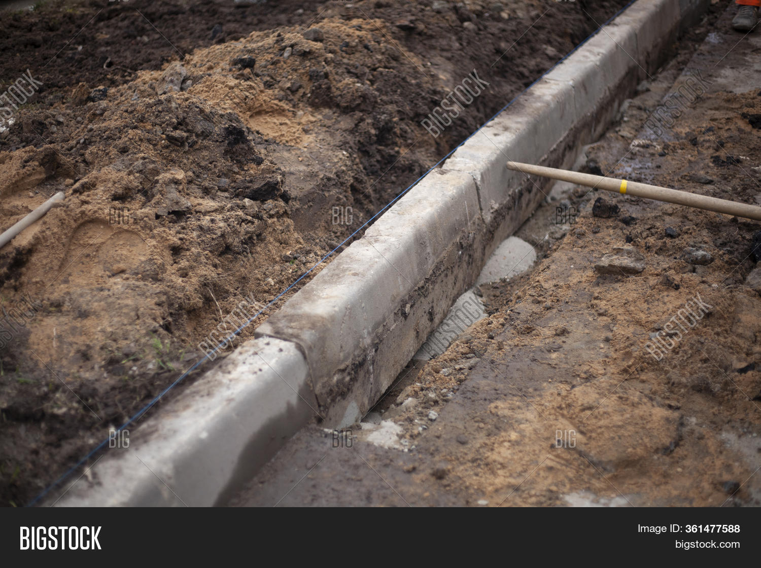 How To Fix Broken Asphalt Curbing