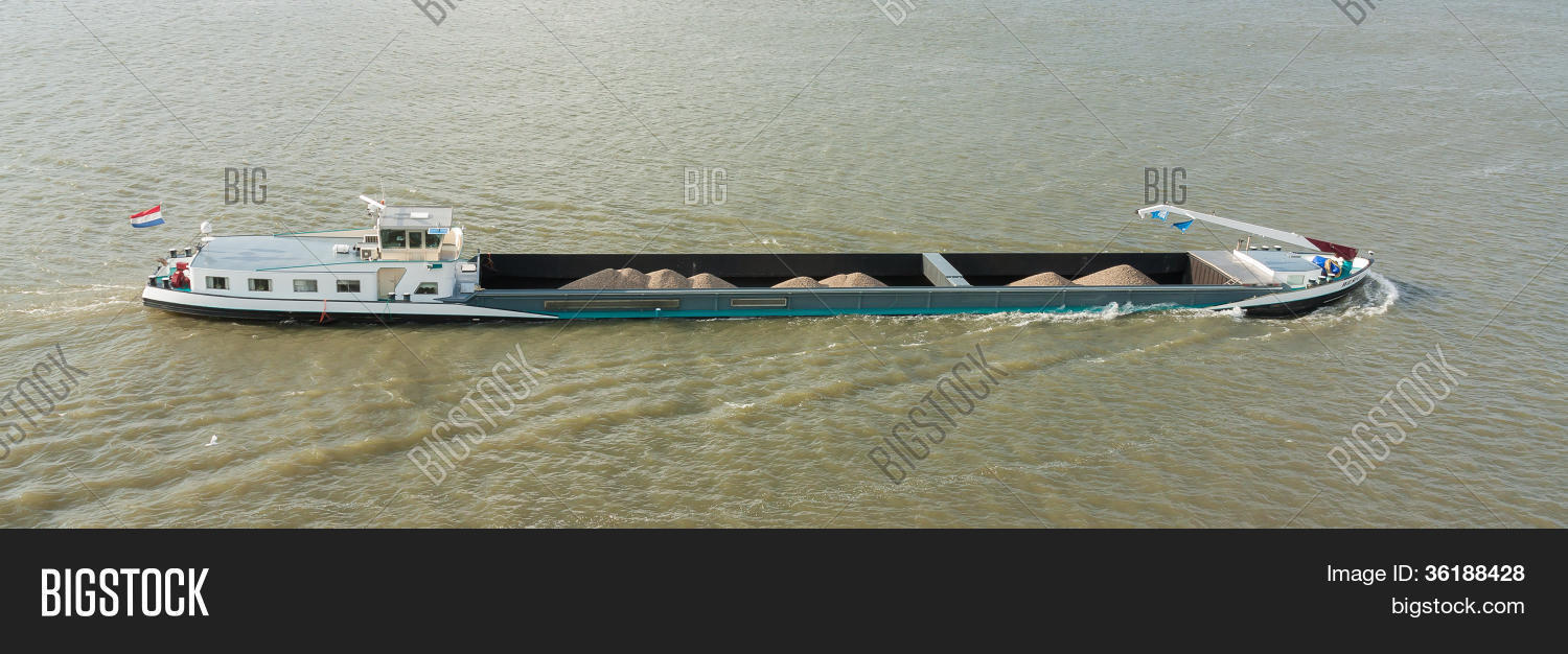 Ship Loose Cargo Image & Photo (Free Trial) | Bigstock