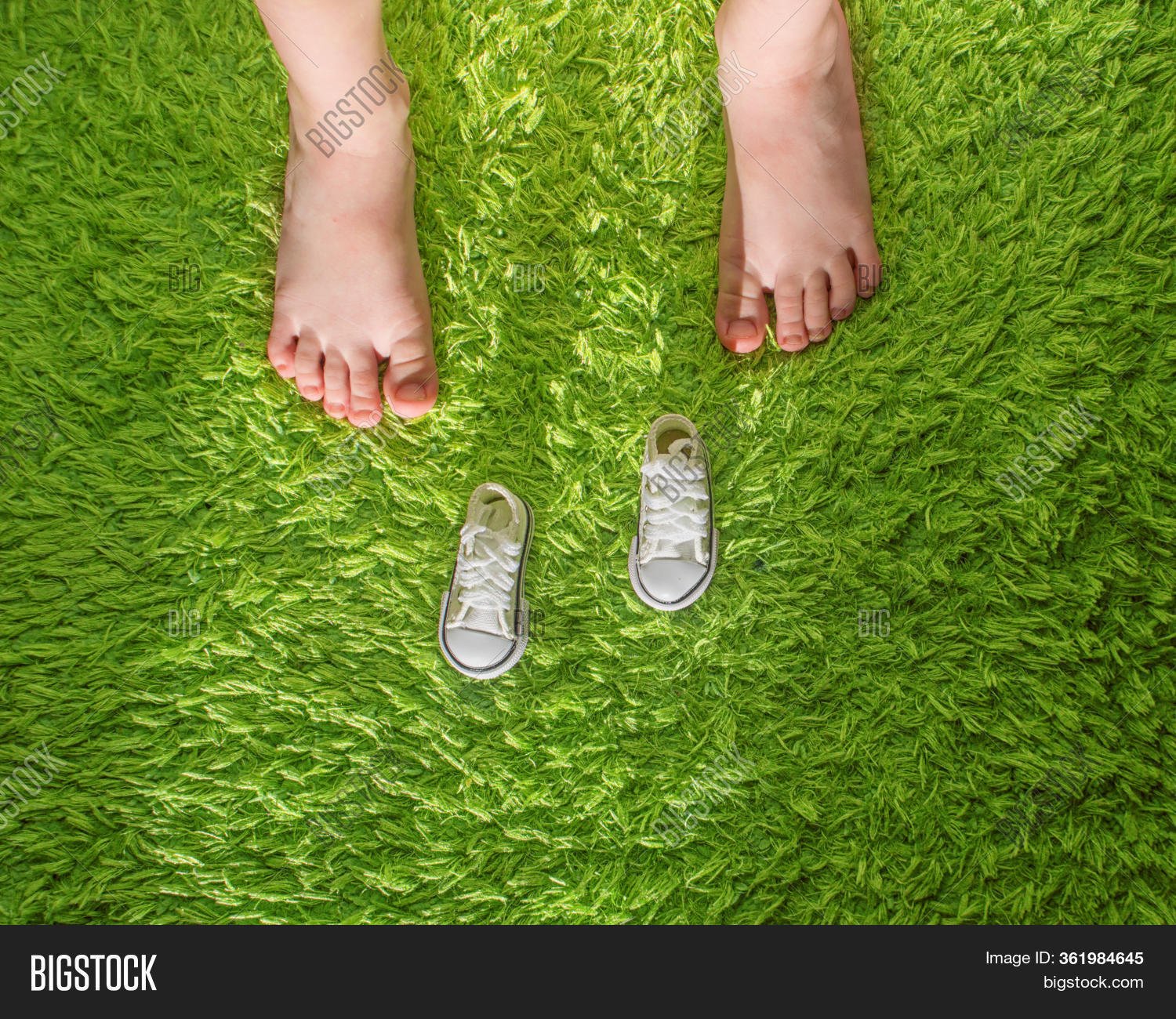 Feet Child Have Grown Image & Photo (Free Trial) | Bigstock