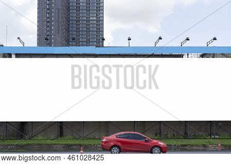 Mockup Full Horizontal Image & Photo (Free Trial) | Bigstock