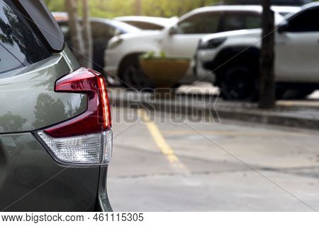 Rear Side Car Turn On Image & Photo (Free Trial) | Bigstock