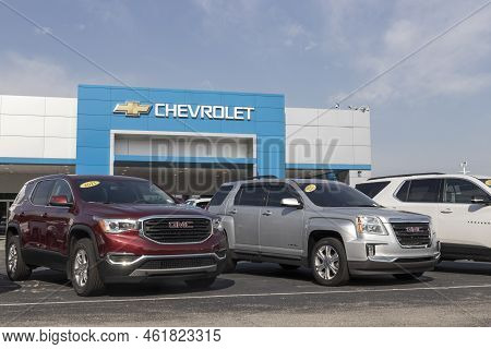 Used Car Display Image & Photo (Free Trial) | Bigstock