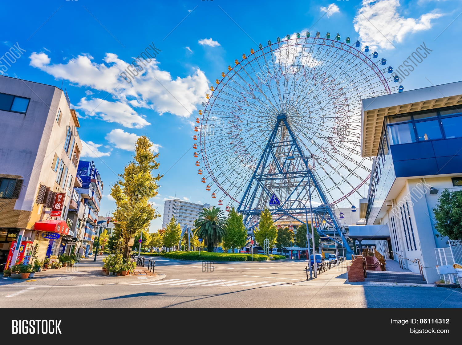 Tempozan Ferris Wheel Image & Photo (Free Trial) | Bigstock