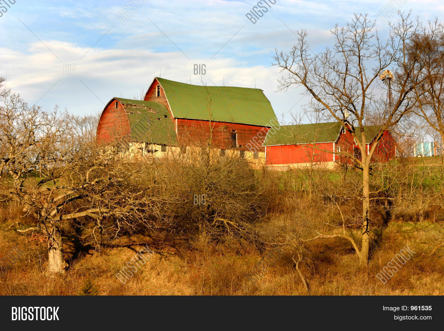Beautiful Old Red Barn Image & Photo (Free Trial) | Bigstock