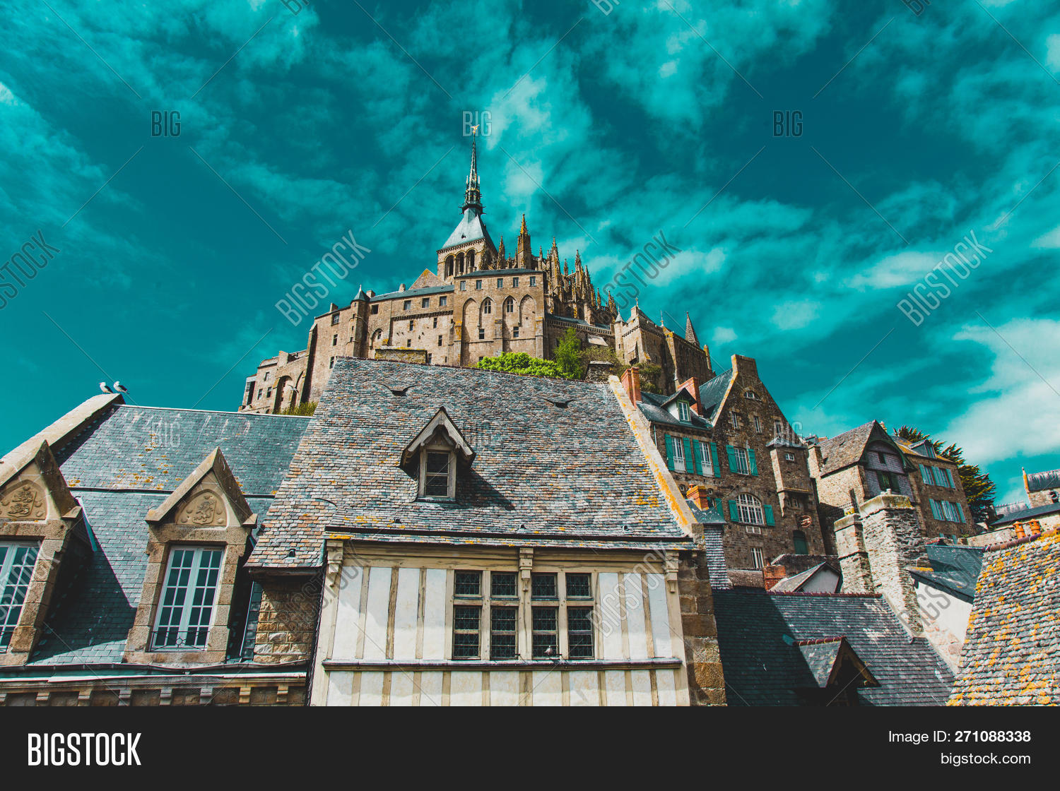 Photo Beautiful Roofs Image & Photo (Free Trial) | Bigstock