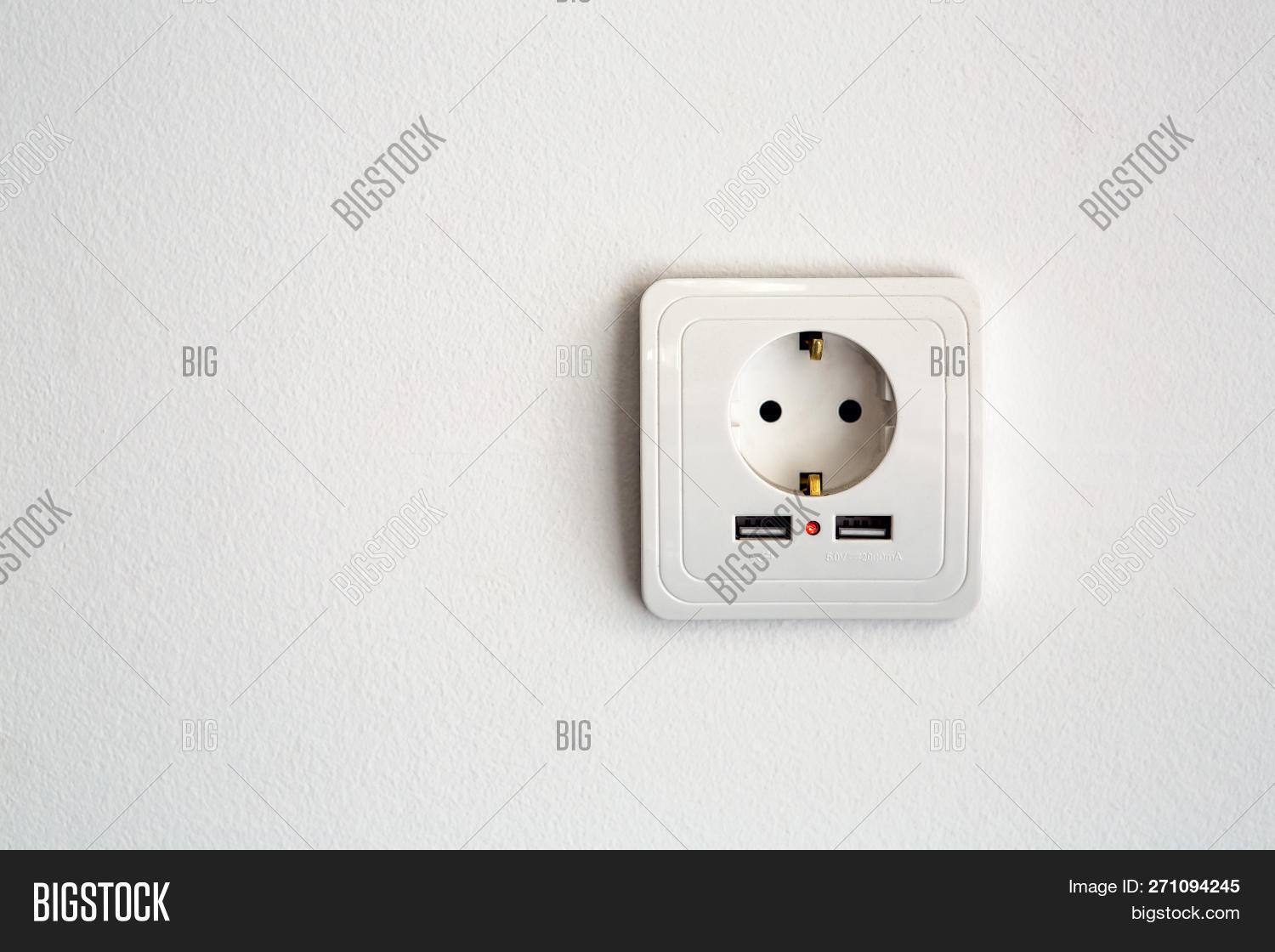 Universal Power Socket Image & Photo (Free Trial) | Bigstock