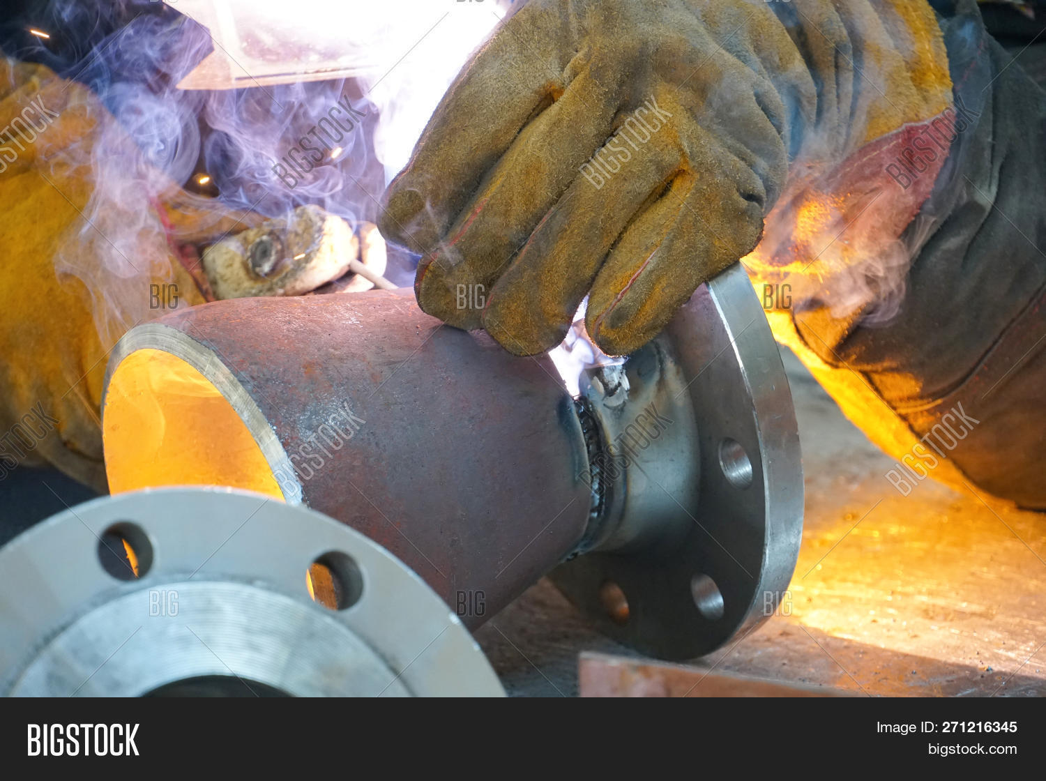 Professional Welder Image & Photo (Free Trial) | Bigstock