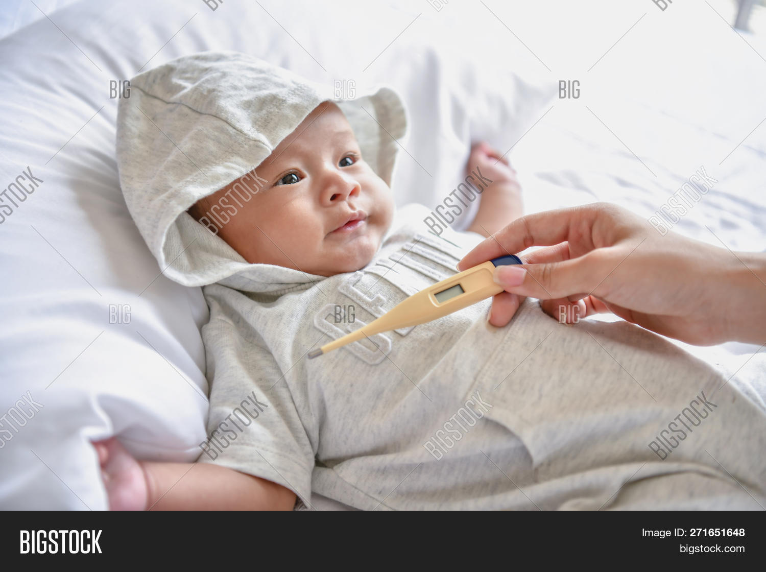 Newborn Concept. Baby Image & Photo (Free Trial) | Bigstock