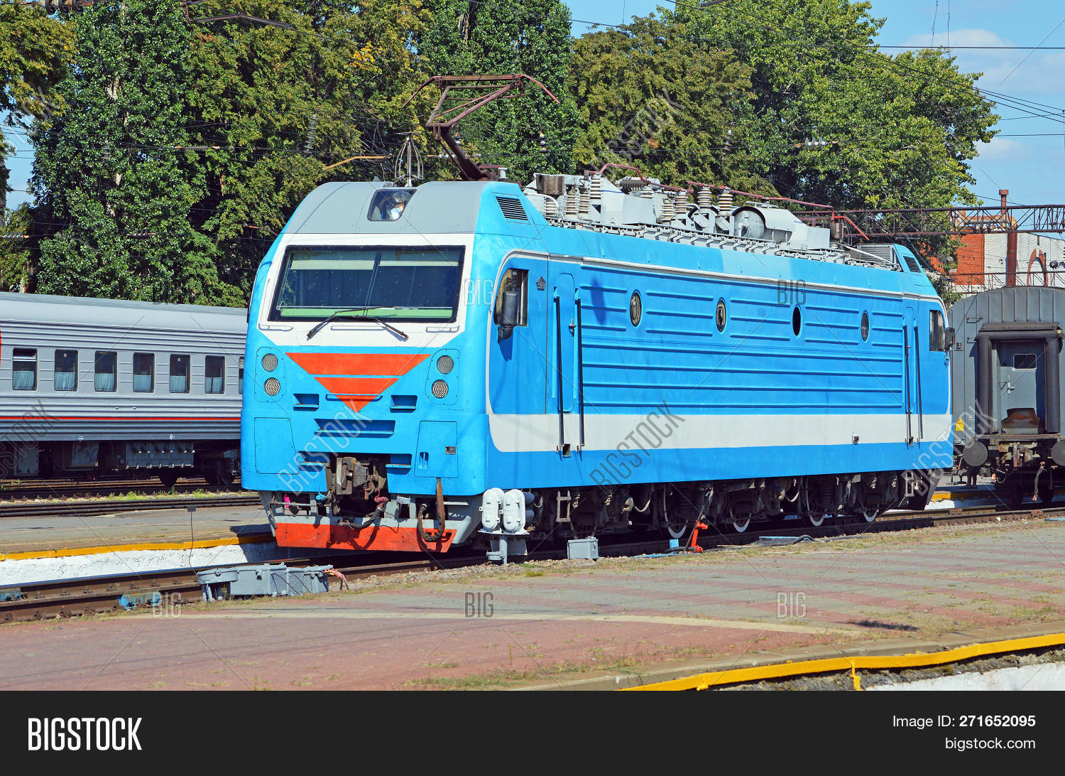 Electric Locomotive Image & Photo (Free Trial) | Bigstock
