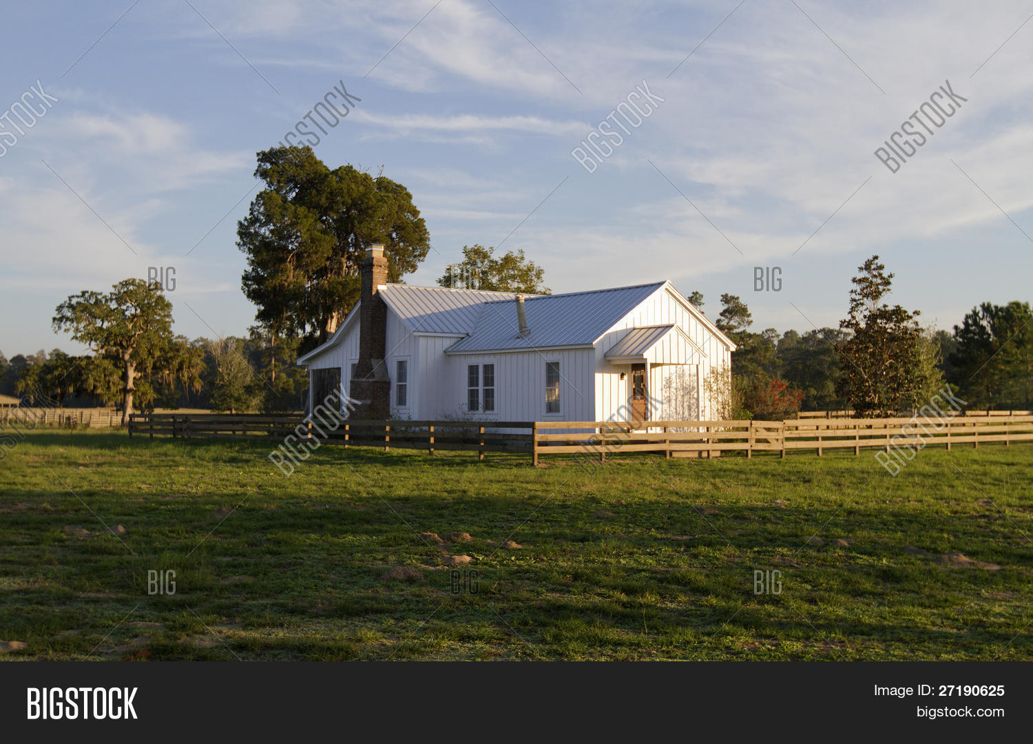 Old Farm House Warm Image & Photo (Free Trial) | Bigstock