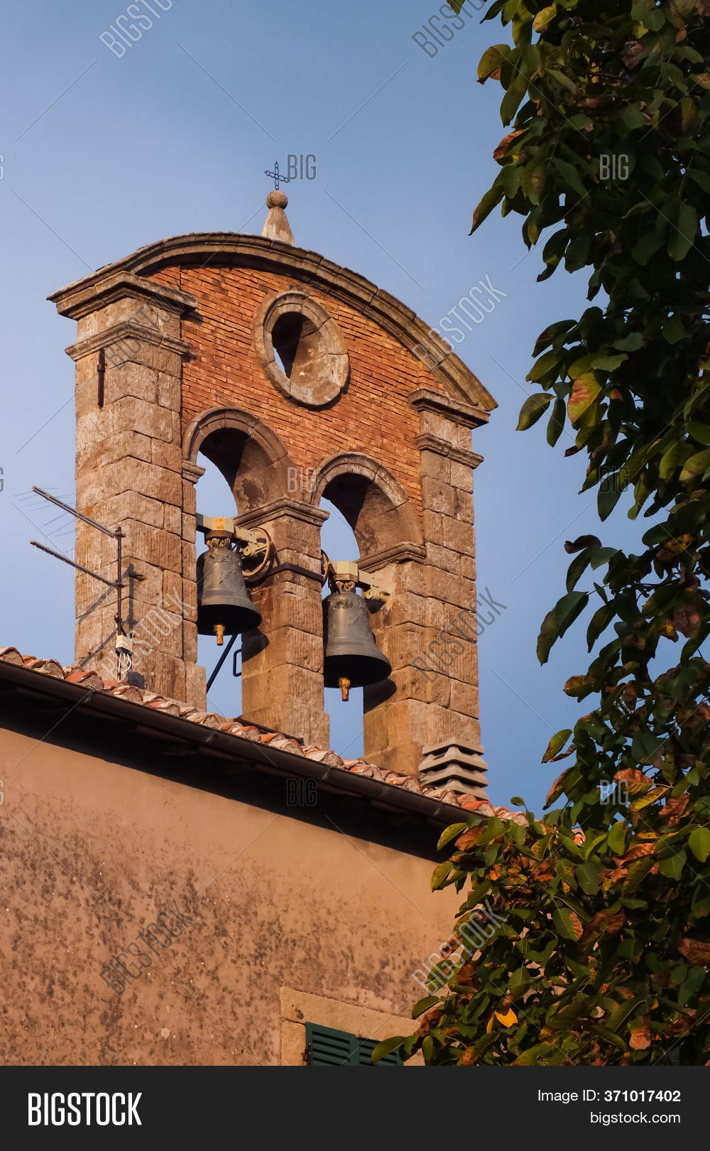 Seggiano Small Hilltop Image & Photo (Free Trial) | Bigstock