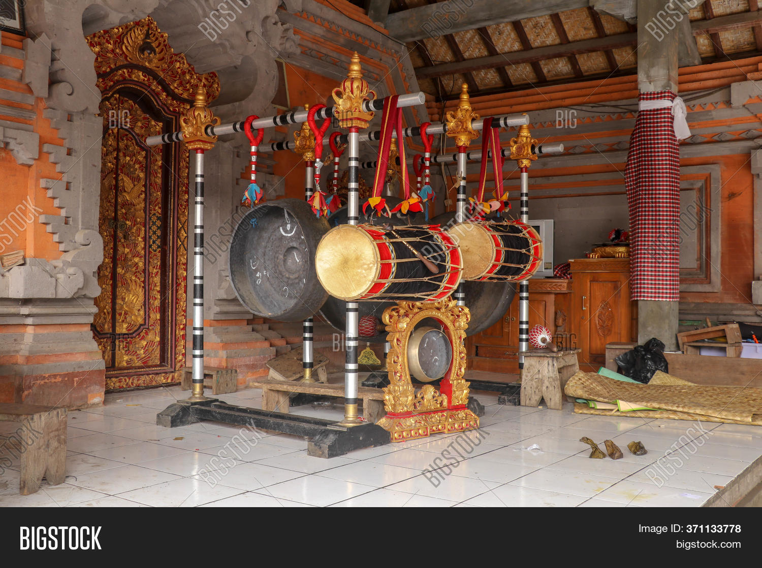 Musical Instruments Image & Photo (Free Trial) | Bigstock