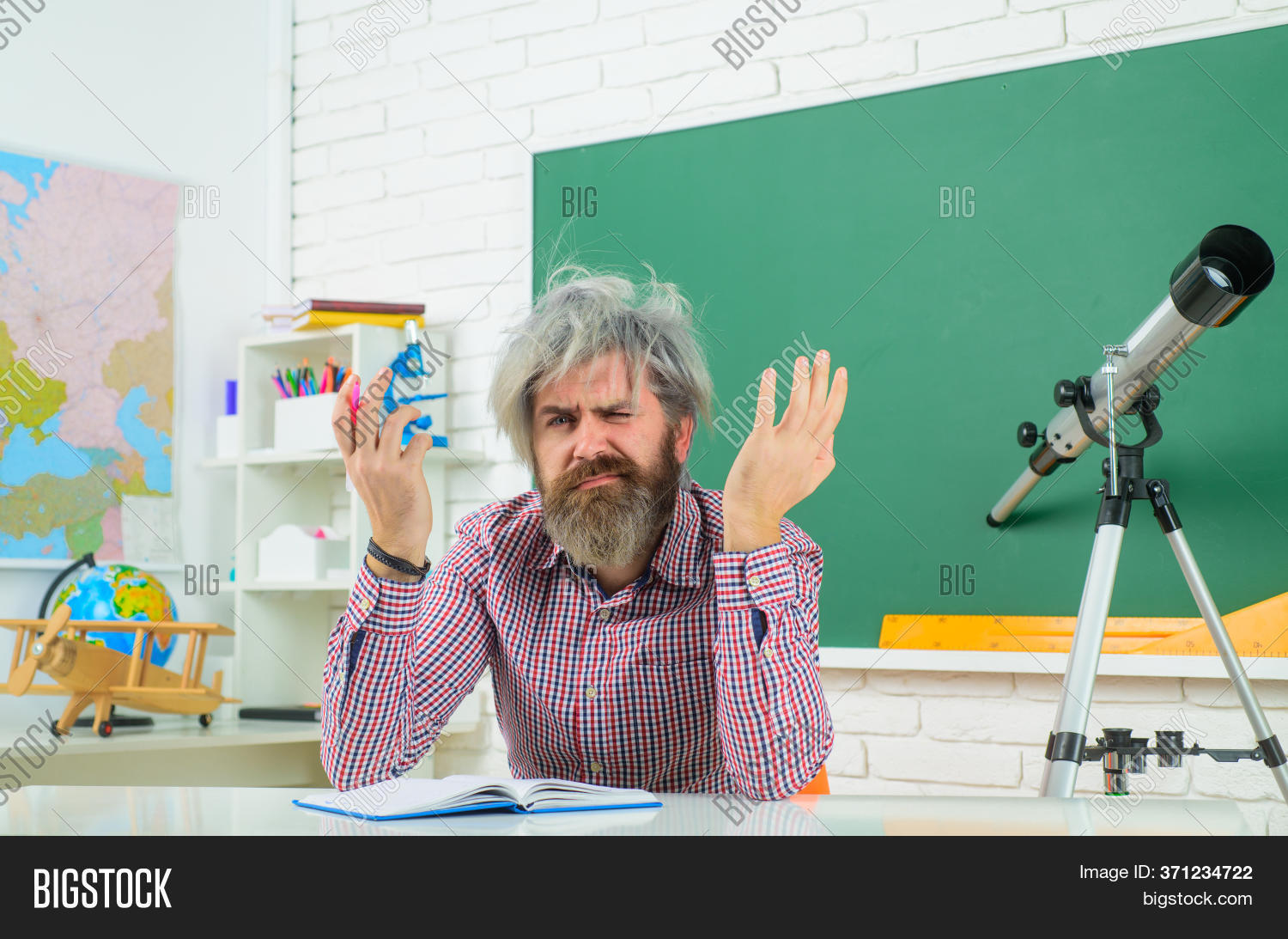Back School. Confused Image & Photo (Free Trial) | Bigstock