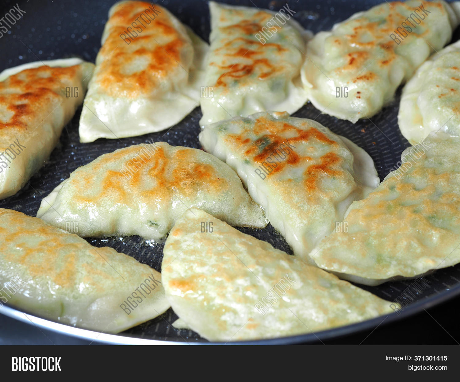 Dumplings Fried Pan. Image & Photo (Free Trial) | Bigstock
