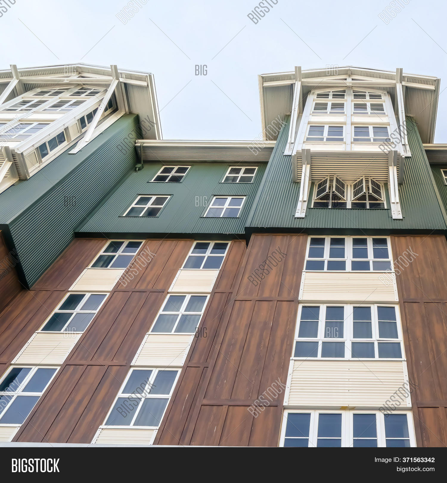 Square Crop Exterior Image & Photo (Free Trial) | Bigstock