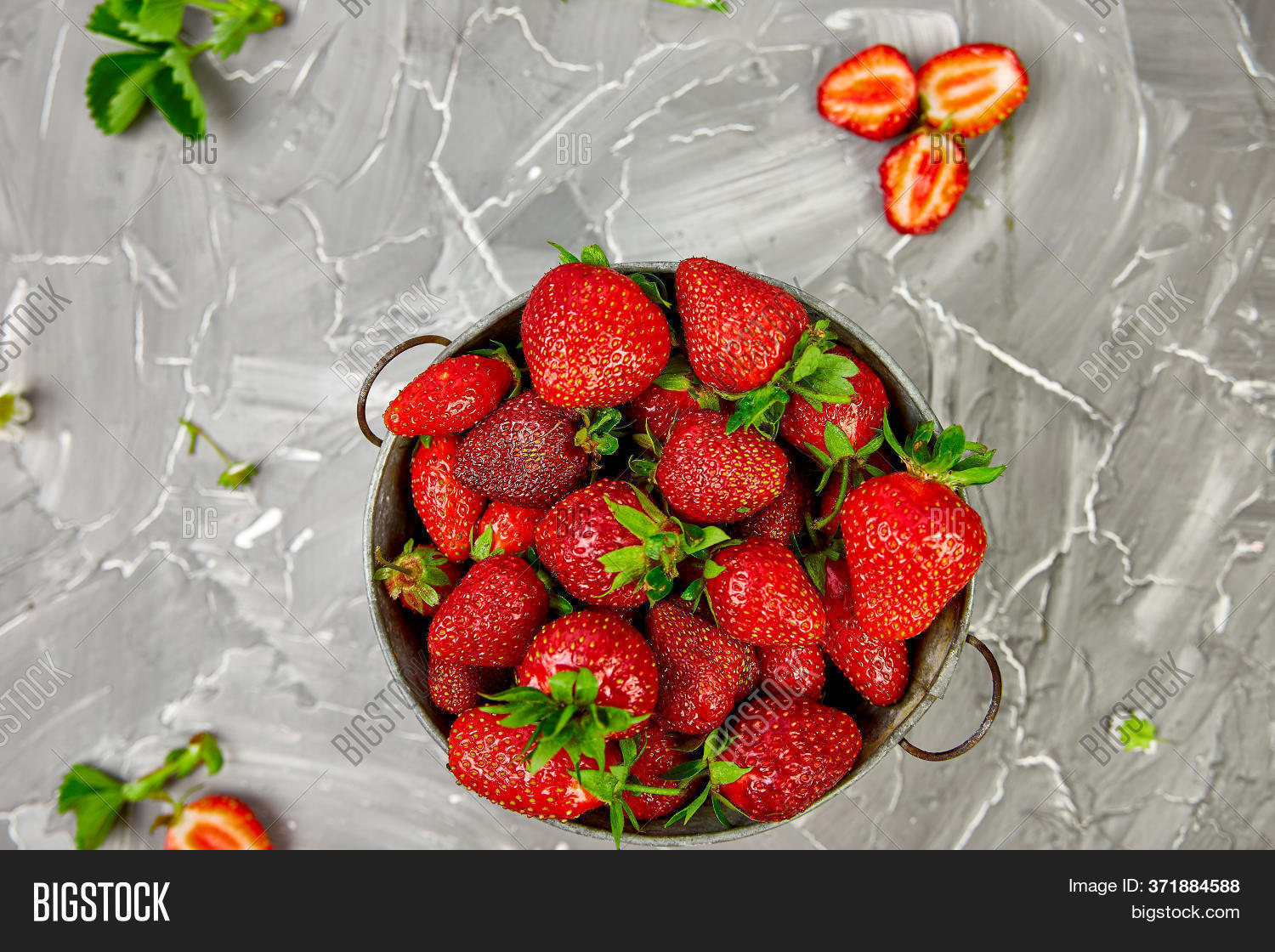 Strawberries Grey Bowl Image & Photo (Free Trial) | Bigstock