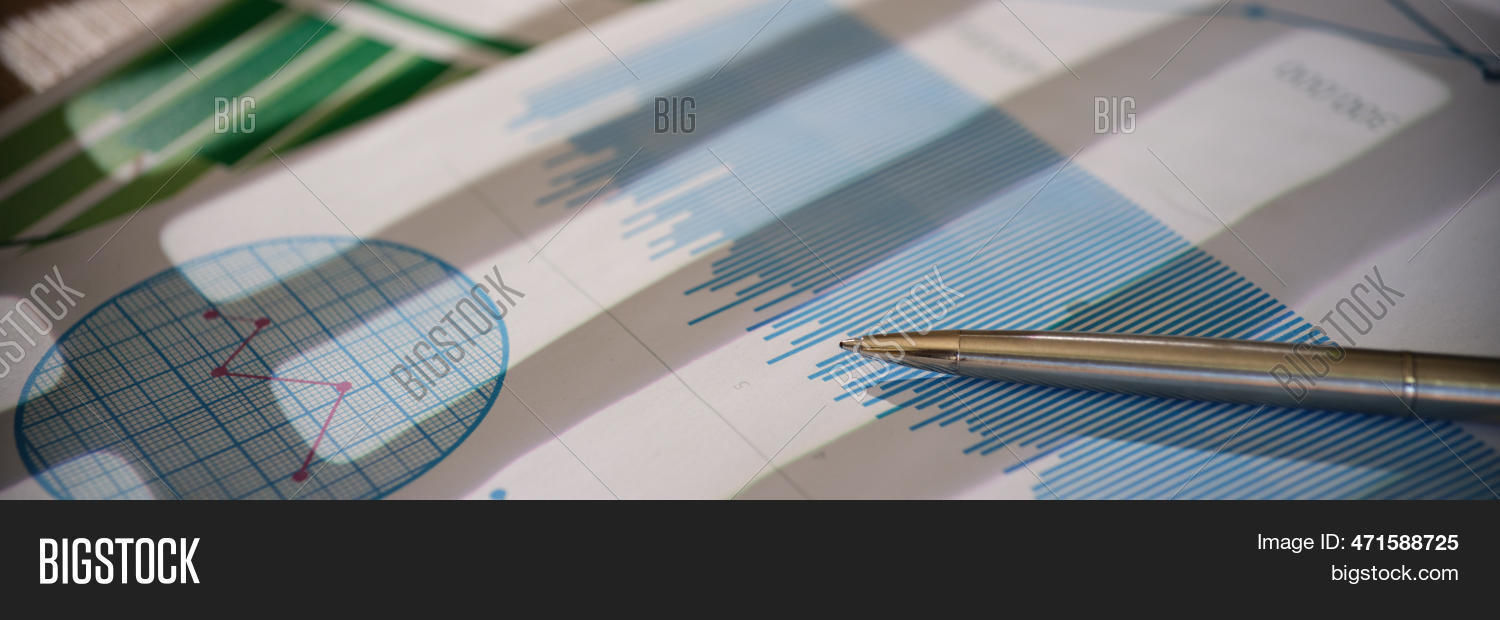 Financial Report Image & Photo (Free Trial) | Bigstock