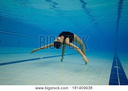 Underwater Body Figure Image & Photo (Free Trial) | Bigstock