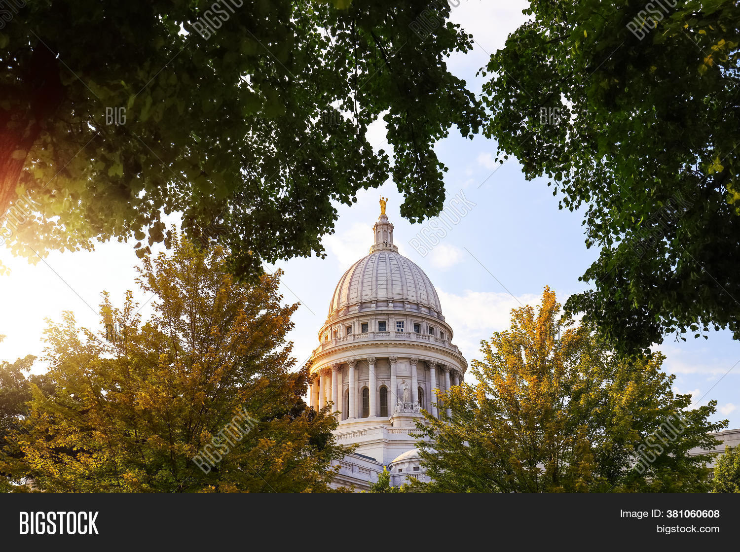 Madison Capitol Dome Image & Photo (Free Trial) | Bigstock