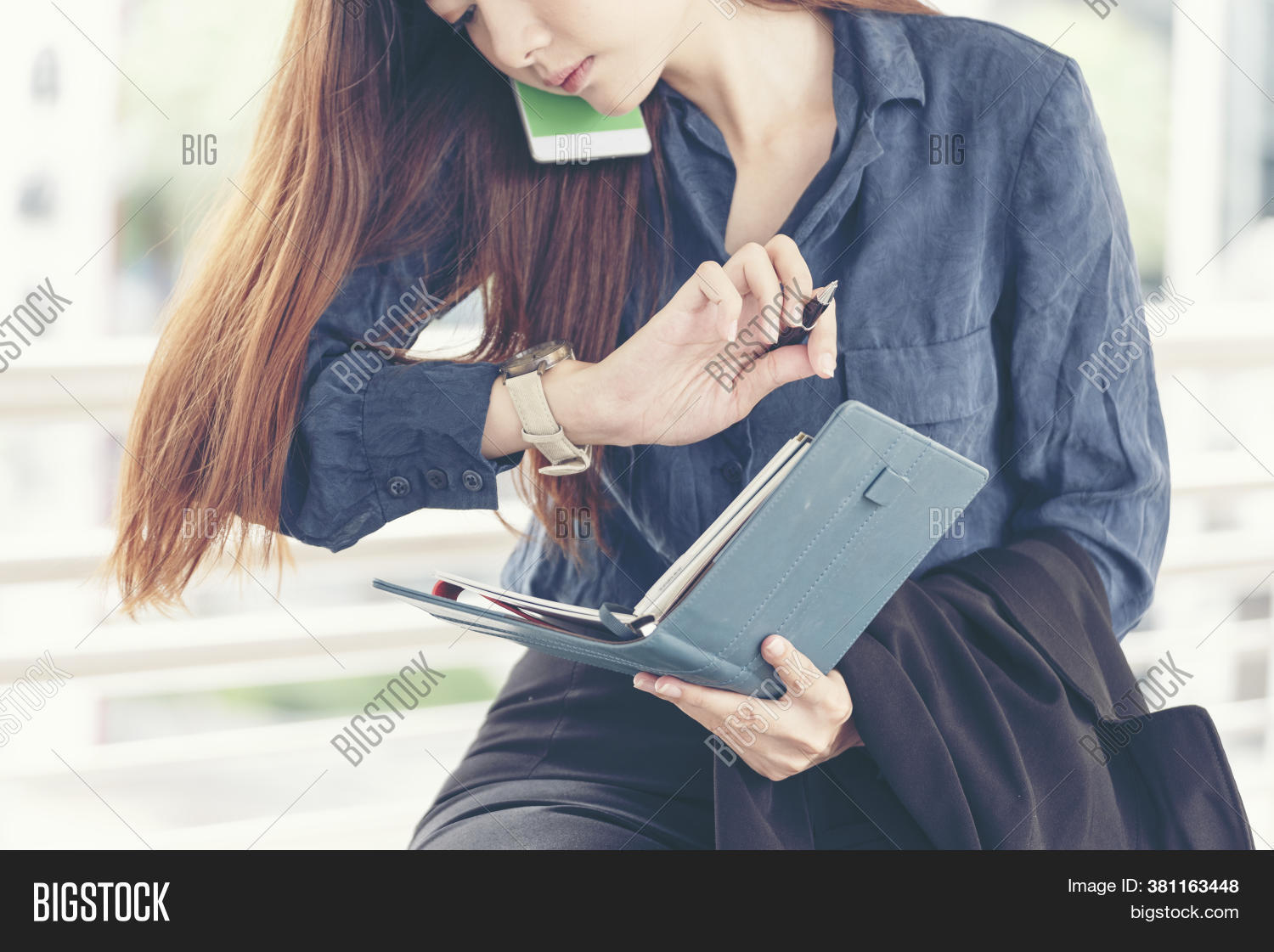 Agenda Planner Woman Image & Photo (Free Trial) | Bigstock
