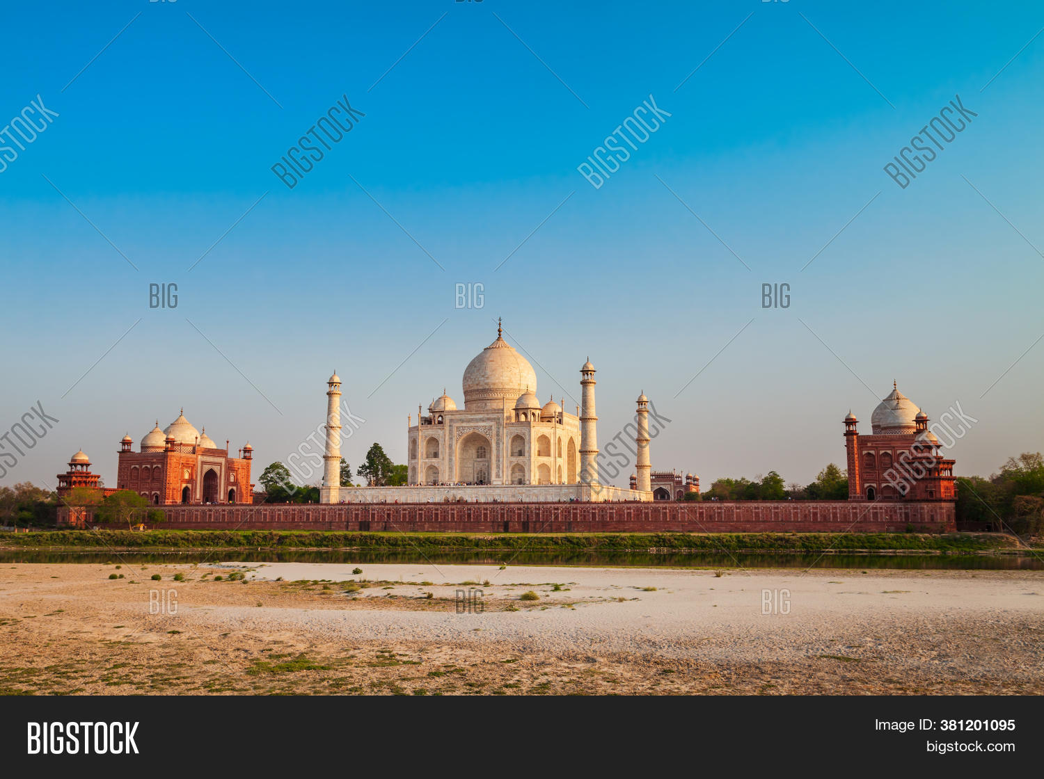 Taj Mahal White Marble Image & Photo (Free Trial) | Bigstock