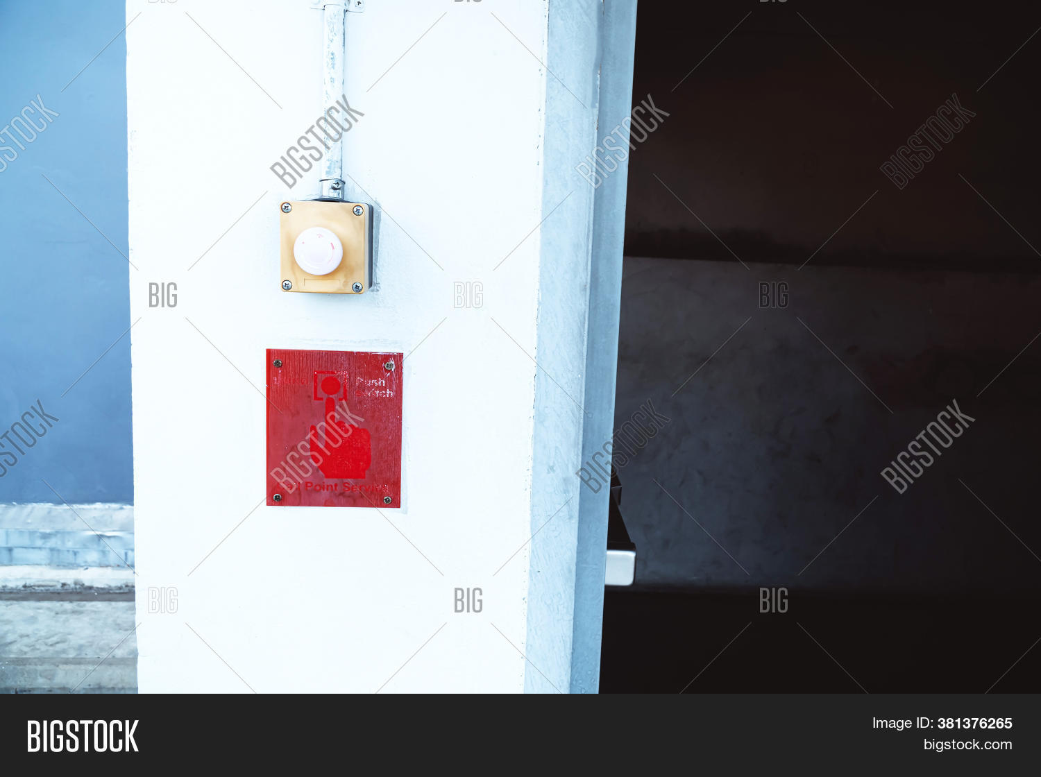 Old Alarm Button Image & Photo (Free Trial) | Bigstock