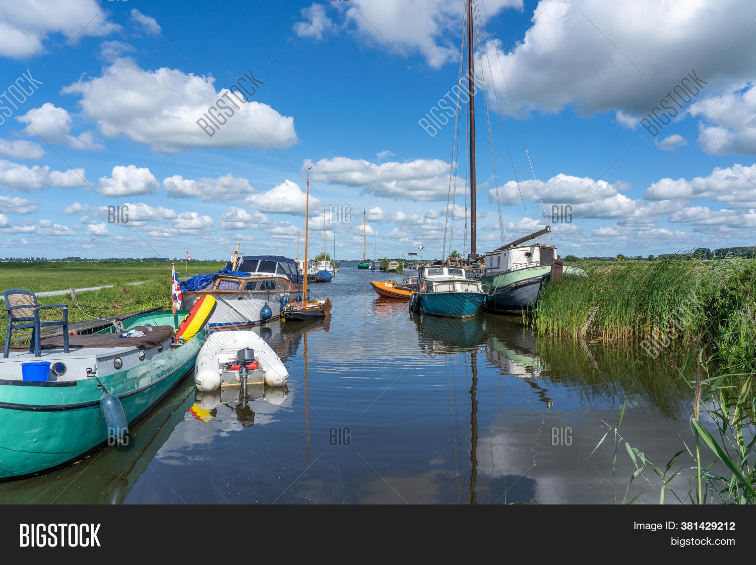 Empty Sailboats Image & Photo (Free Trial) | Bigstock